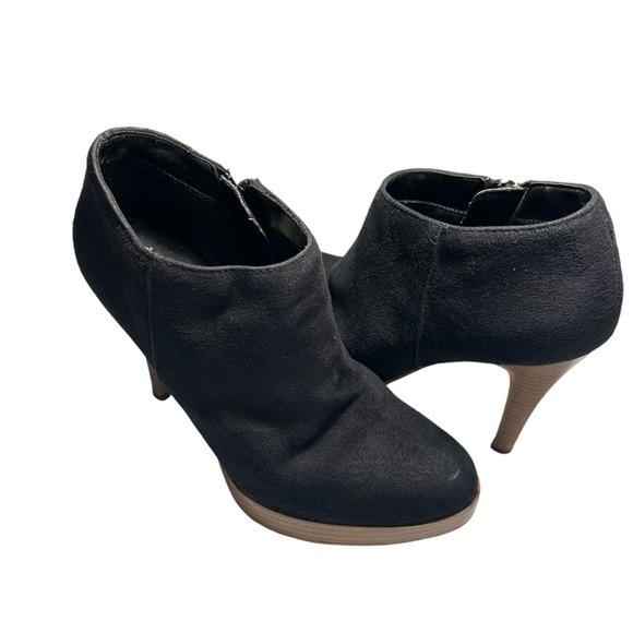 Qupid | Shoes | Qupid Black Faux Suede Spiked Heel Booties Sz 6 | Poshmark